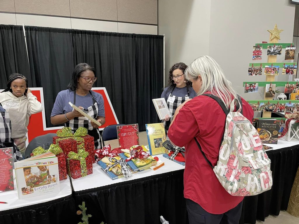 Plan Your Holiday - Holiday Trail of Lights